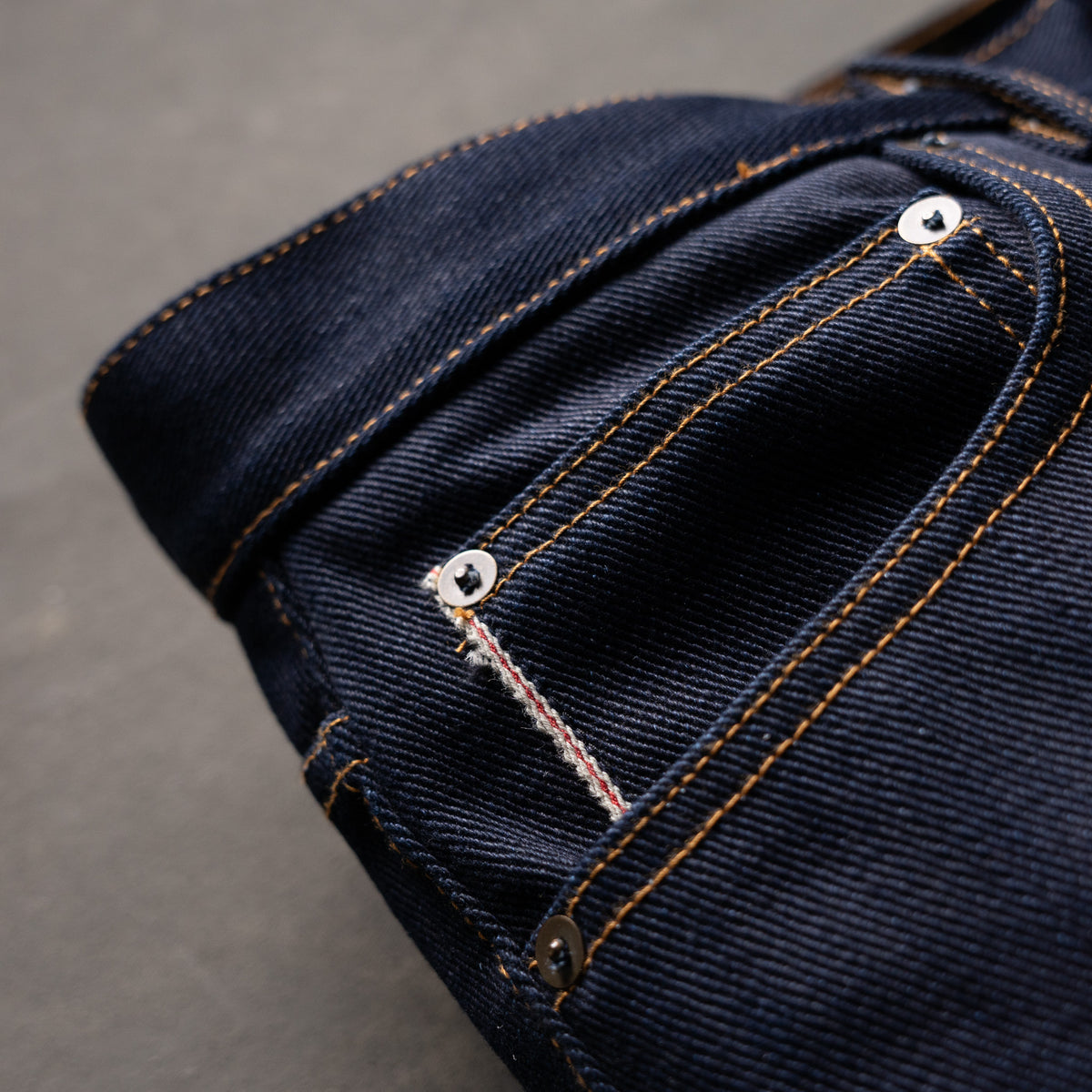 HEAVYWEIGHT SELVAGE DENIM - Brave Star Selvage