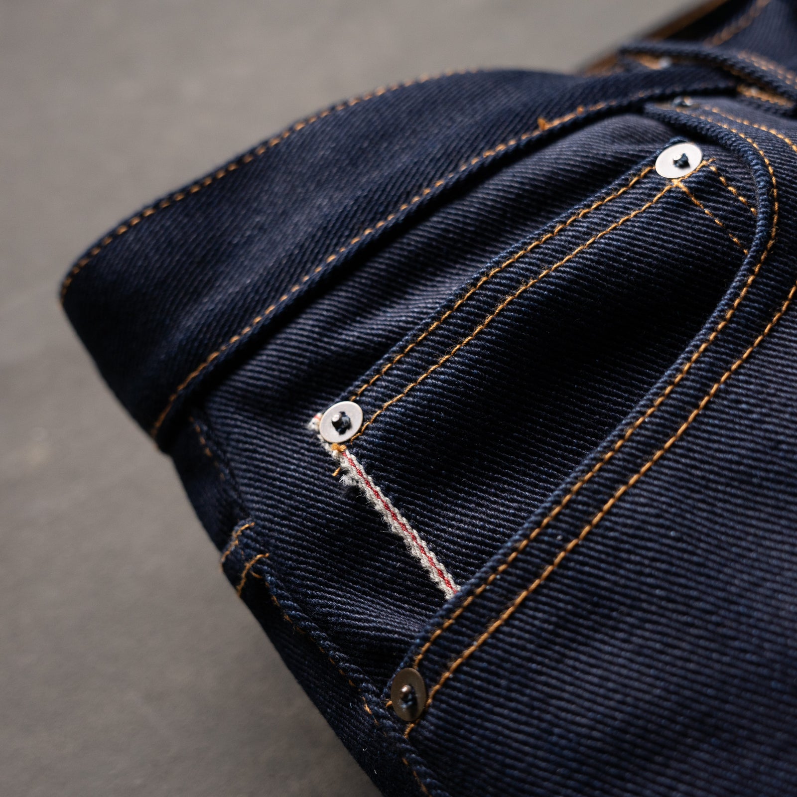 HEAVYWEIGHT SELVAGE DENIM - Brave Star Selvage