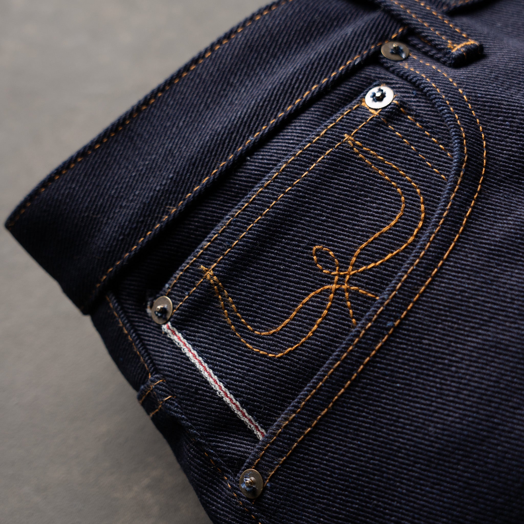 HEAVYWEIGHT SELVAGE DENIM - Brave Star Selvage